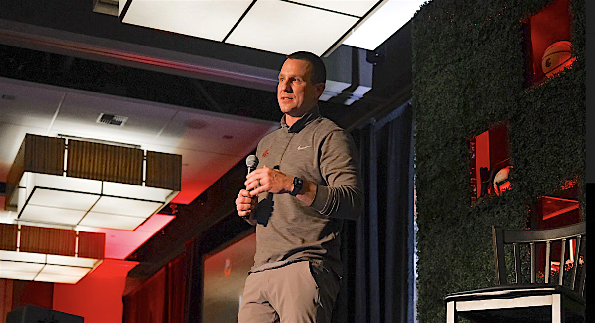 Jake Dickert implores Cougar Nation: 'I need everybody’s attention ...