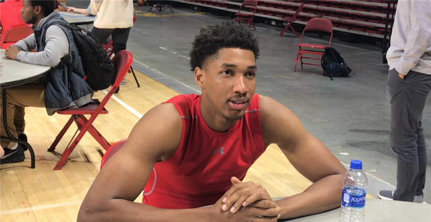 Wiggins Explains Freshmen Camaraderie, Talks Goals