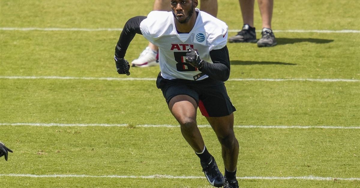 Kyle Pitts signs rookie contract with the Atlanta Falcons