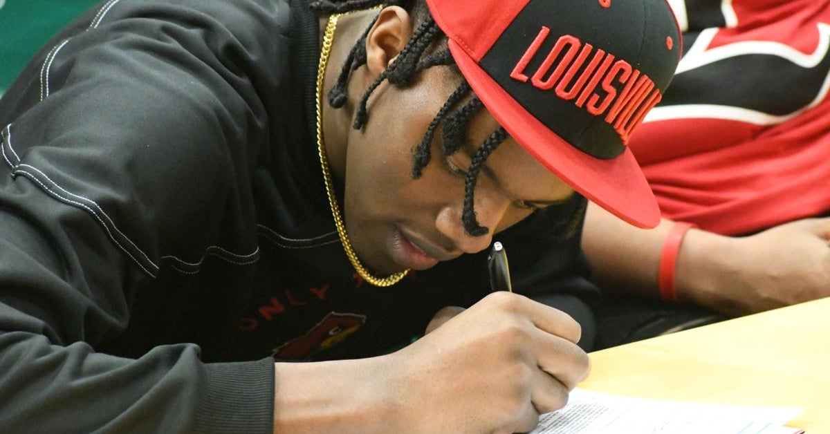 Micah Carter realizing his dream by signing with Louisville