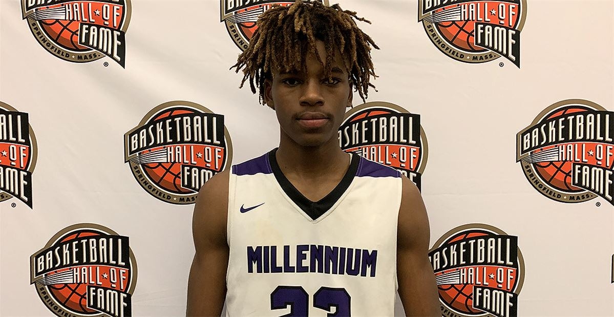 2021 four-star PF DaRon Holmes cuts list to four