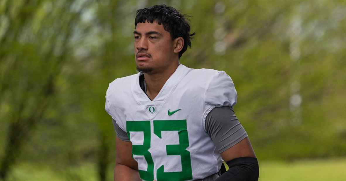 Kenyon Sadiq excited by what Roger Saleapaga can offer the Ducks in 2025