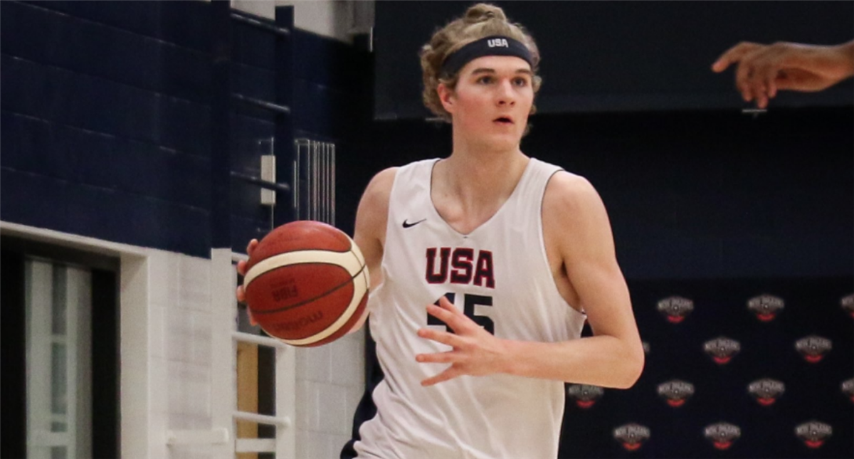 5-star forward Liam McNeeley will announce on Sunday