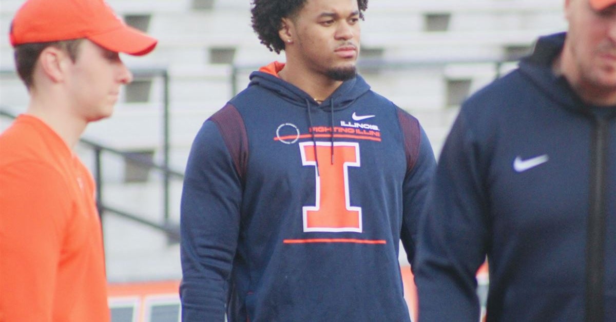 Illinois LB Jared Badie enters transfer portal
