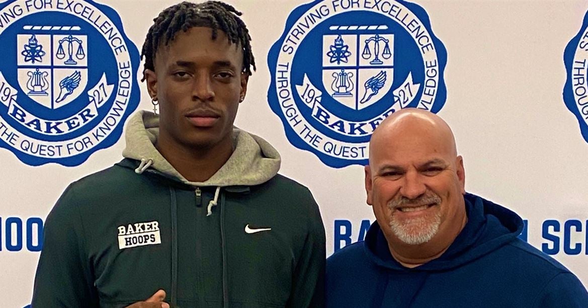 2024 QB Josh Flowers is a national name to know