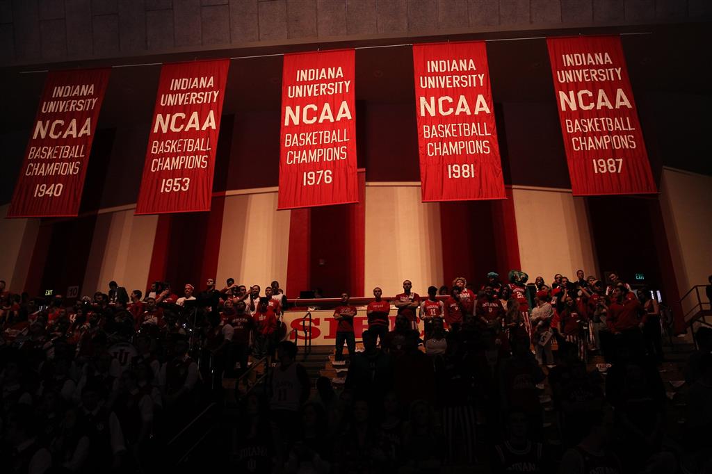 Top Five College Basketball Court Designs