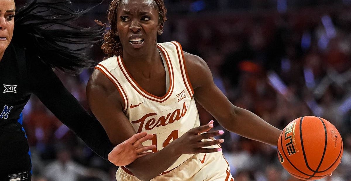 Ducks land portal pledge from Texas forward Amina Muhammad