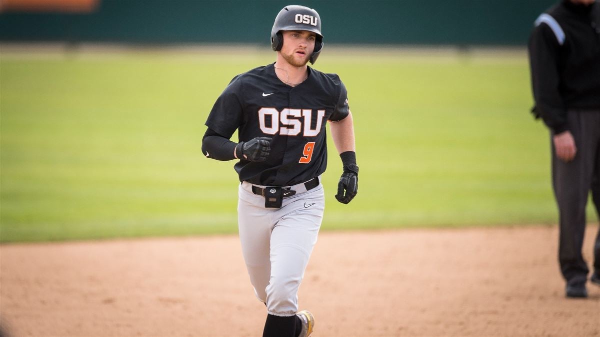 Series HQ: Game 3 Oregon State Beavers at UCLA Bruins
