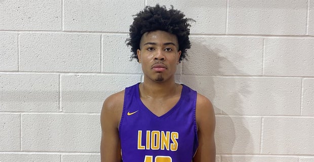 2022 three star PF Perry Smith discusses his hot recruitment
