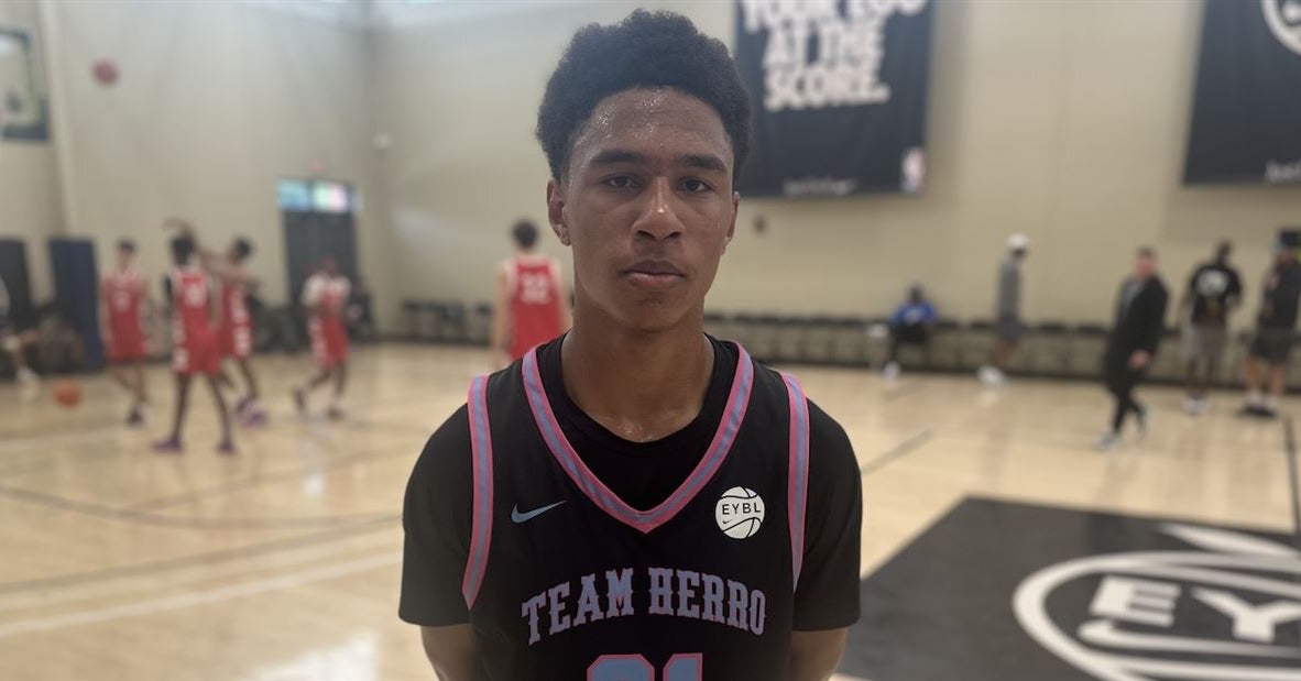2027 Four-Star Forward Donovan Davis Schedules Unofficial Visit To Iowa