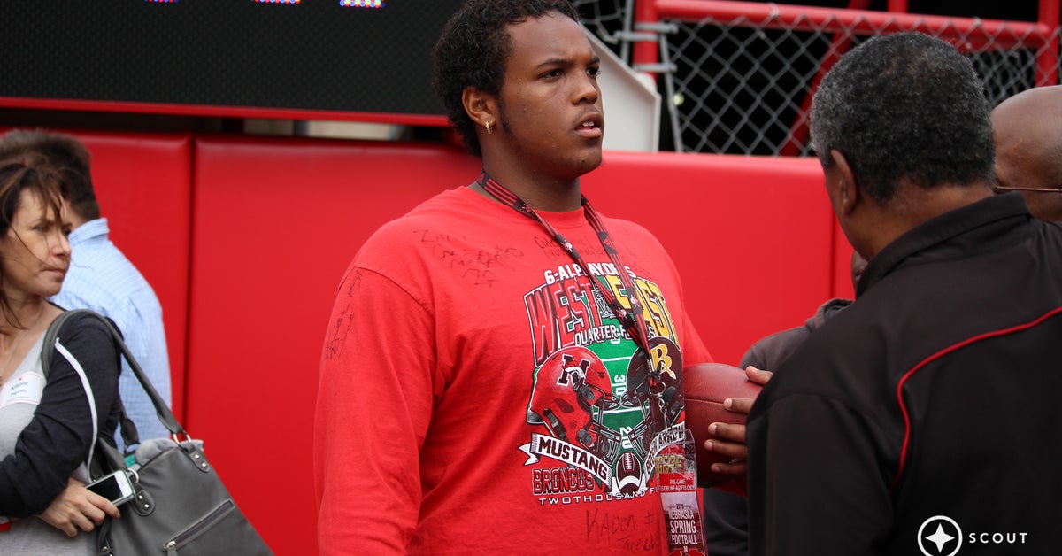 Deontae Thomas goes N