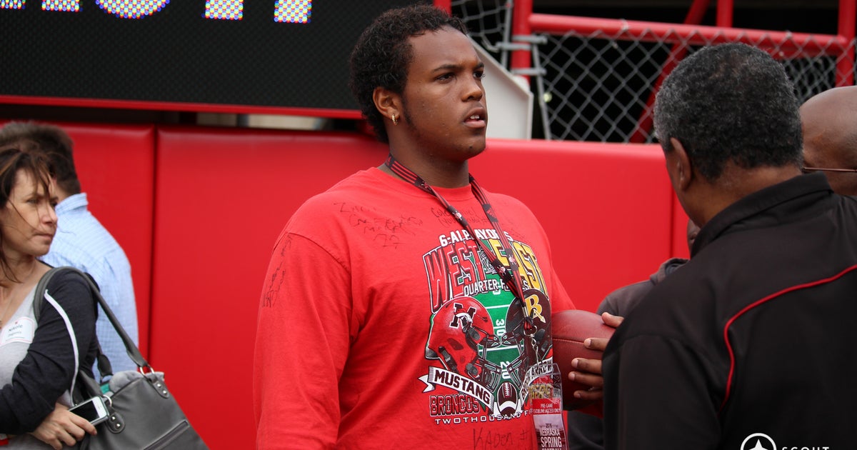 Deontae Thomas goes N