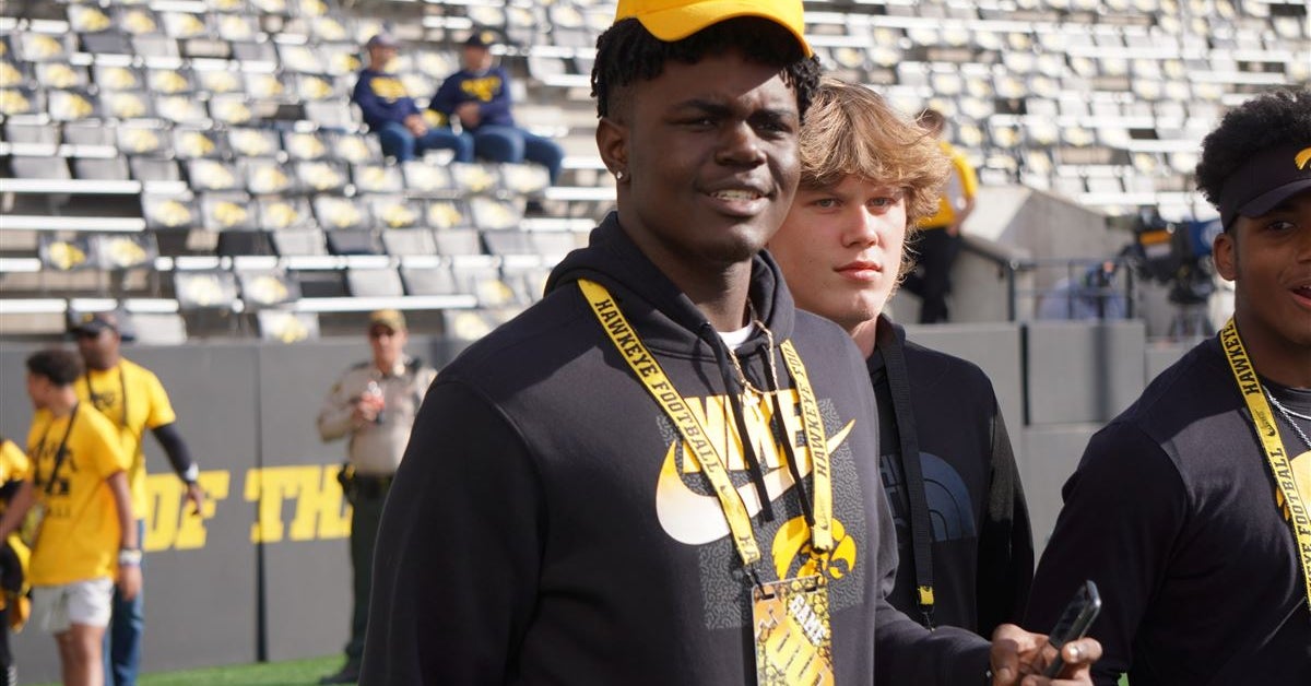 2025 DL Jaylen Williams discusses Iowa offer and visit