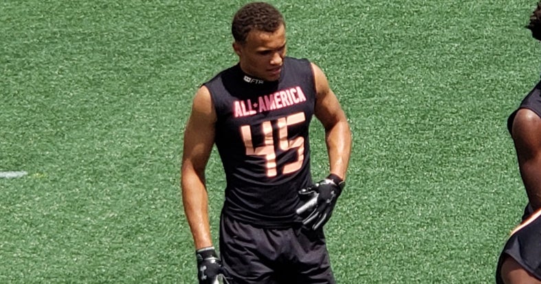 2022 S Kalib Perry has good relationships at several schools