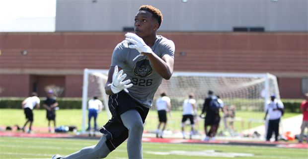 3-Star Receiver Talks Top Schools