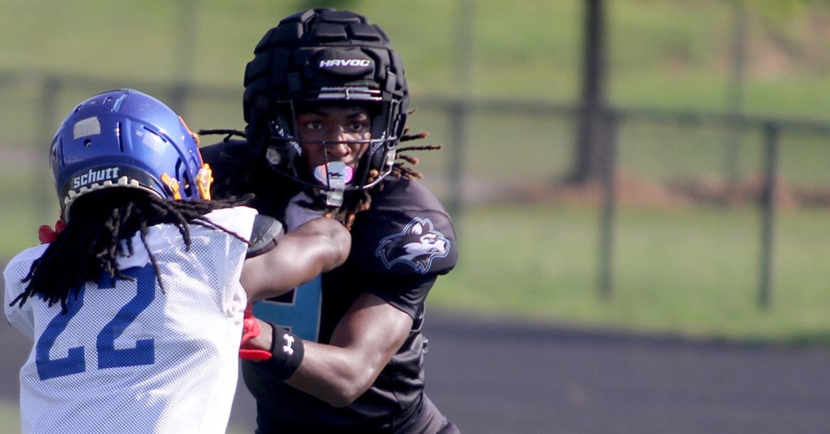 Mack Brown, Jason Jones Impress Four-Star '26 CB Samari Matthews