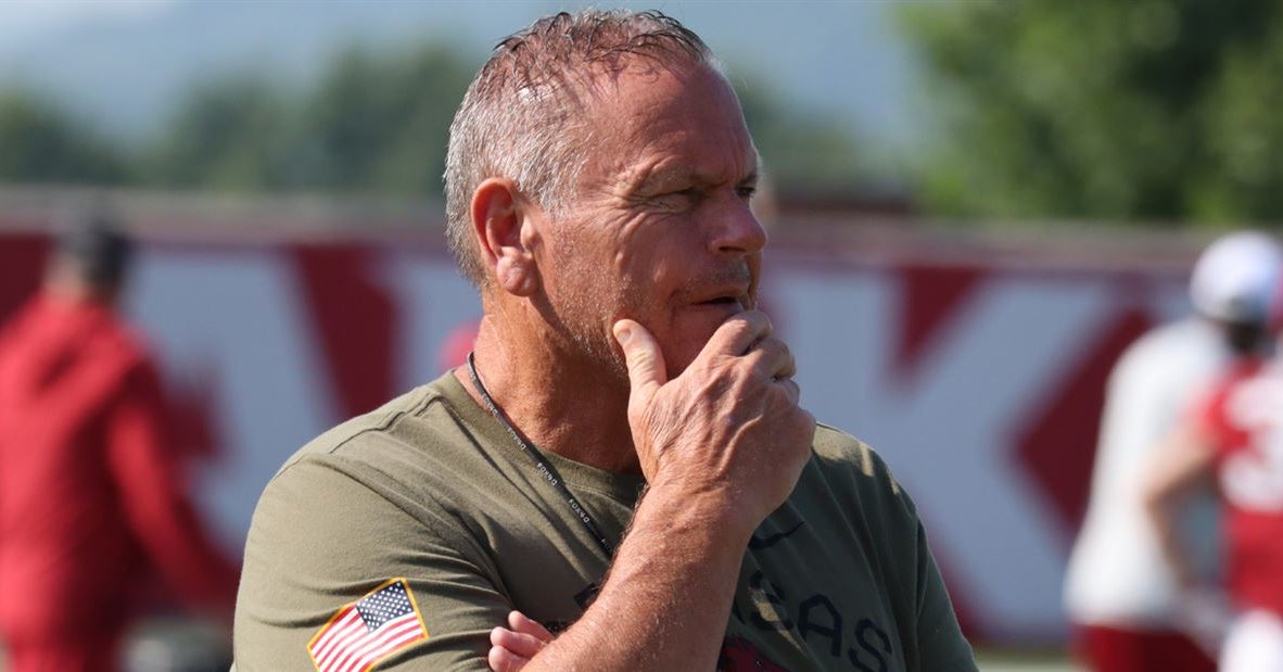 Drawing from the past, looking to the future of Razorback football
