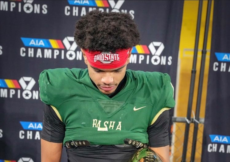 Social media reacted after 4-star cornerback Miles Lockhart announced ...