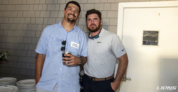 Michael Mauti Photos