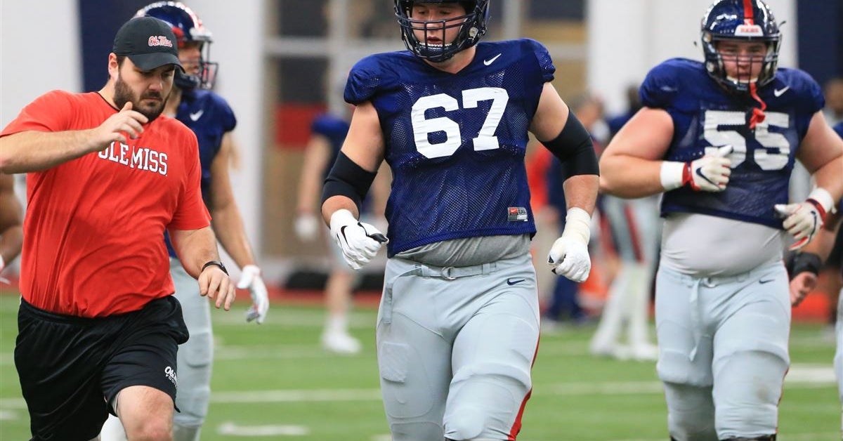 Alex Givens Returns To Practice, Takes First-Team Reps