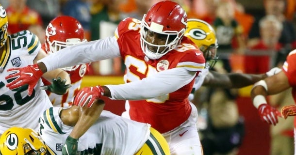 Browns Activate Defensive End Robert McCray From Practice Squad