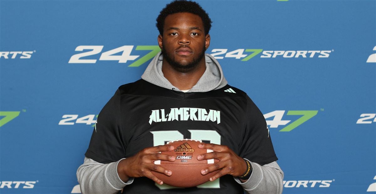 Miami signee Samson Okunlola checks in at All-American Bowl