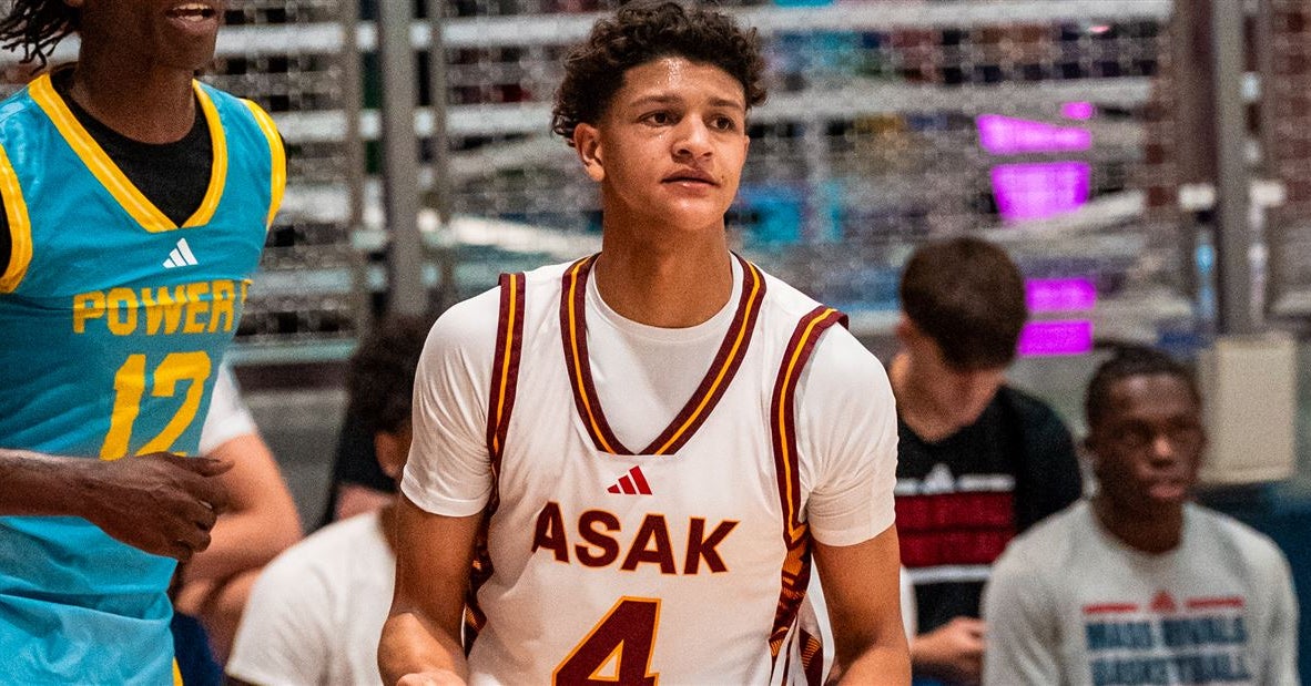 Four-star forward Billy White reclassifies to 2025; commits to SMU