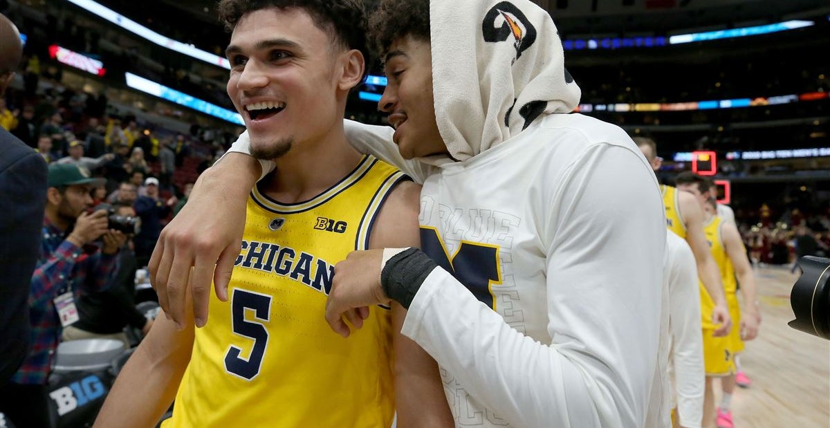 Michigan basketball's Adrien Nuñez to return in 2020-21