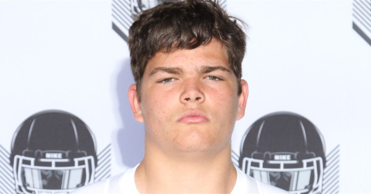 UCLA Lands Commitment From Three-Star OL Alec Anderson