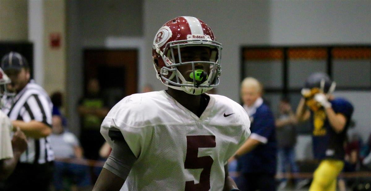 Higgins makes big plays in scrimmage at UT