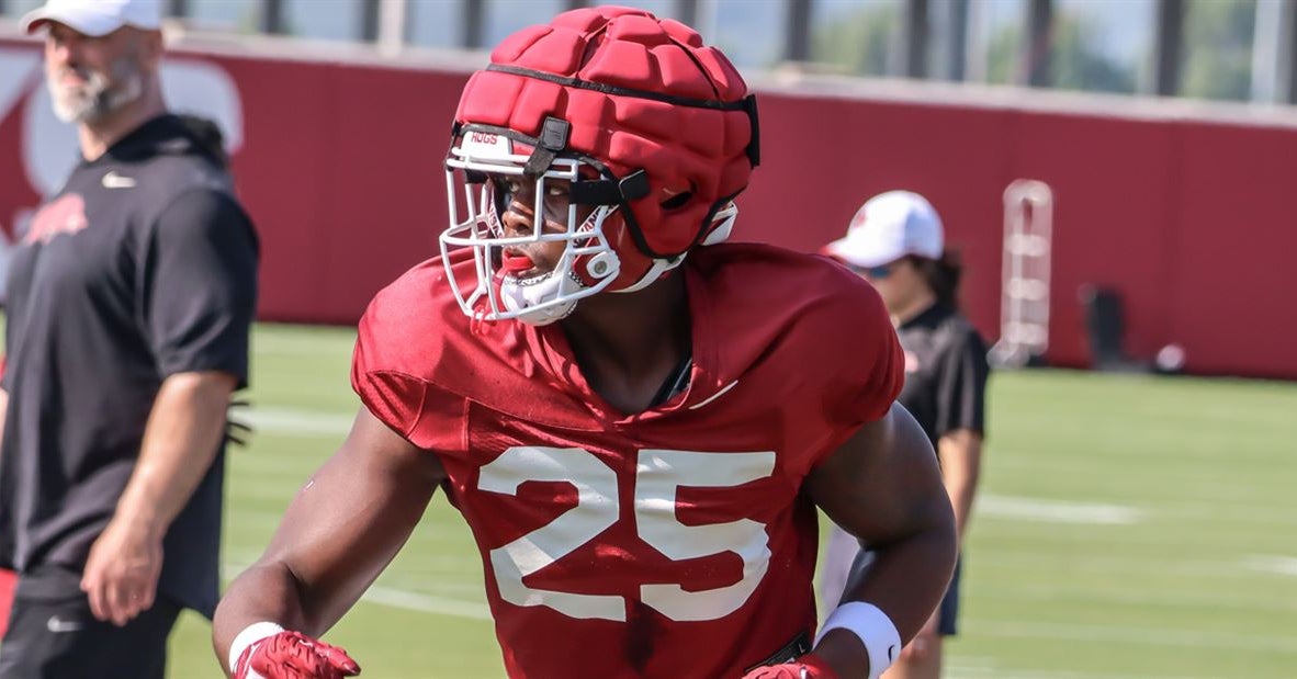 Tavion Wallace and small-school DT transfer to visit Kentucky