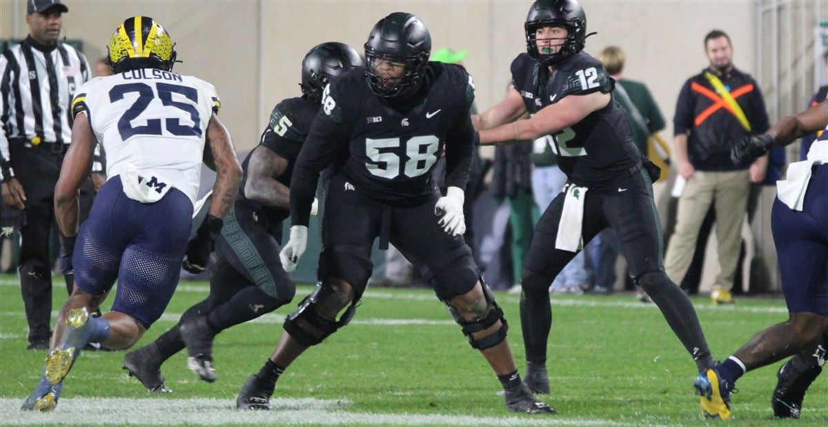 Big Ten suspends Michigan State RT Spencer Brown for first half of ...