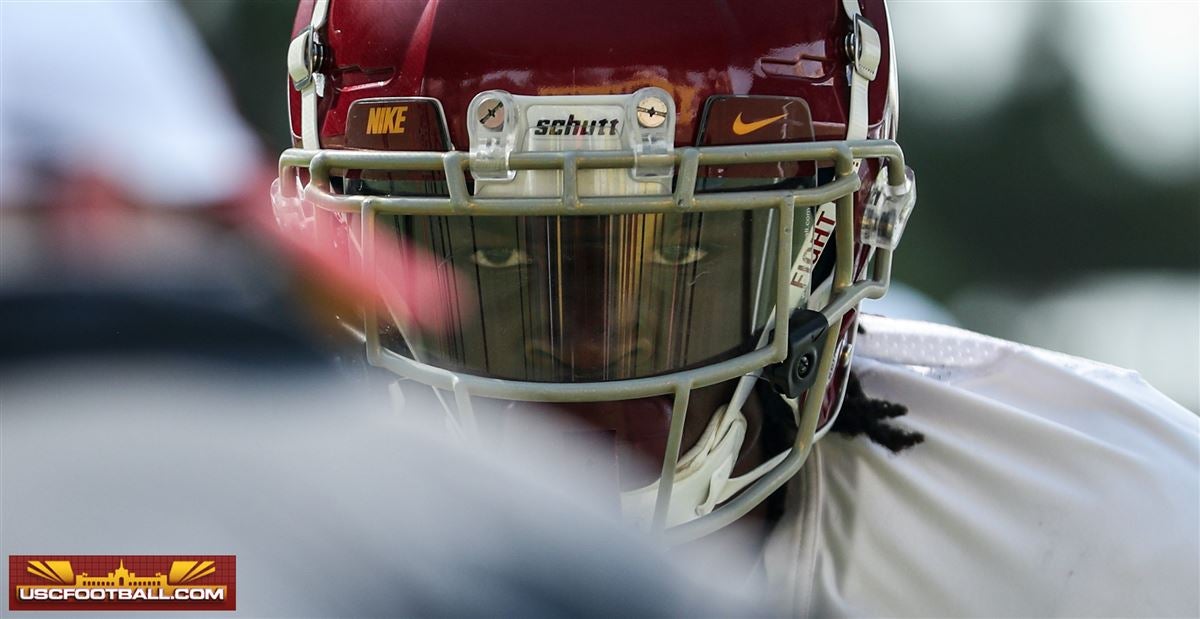Tunnel Vision - USC Trojans are full swing into fall camp, practicing ...