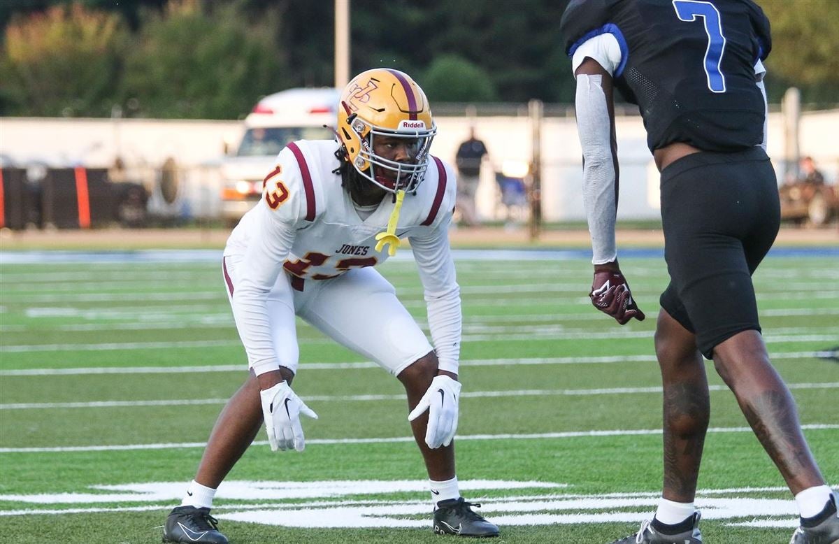 JUCO cornerback Cedrick Beavers discusses his Ole Miss commitment