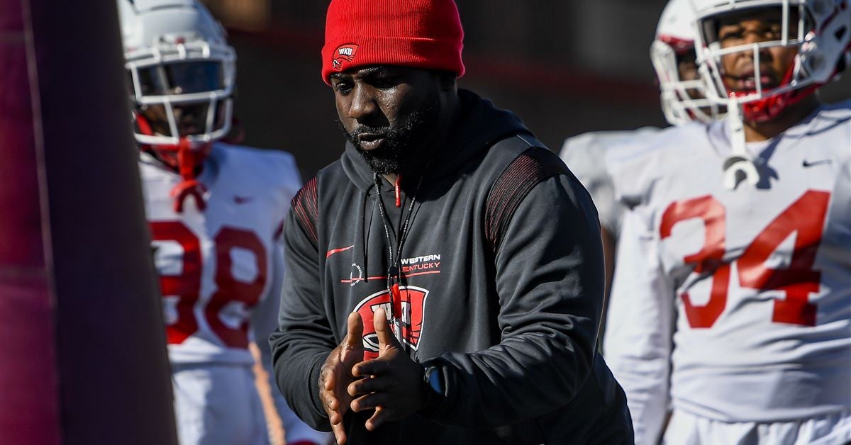 What makes new Texas defensive line coach Kenny Baker a rising star in ...