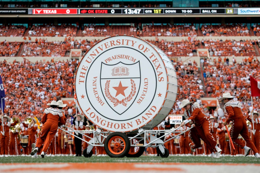 Texas president responds to band not playing 'Eyes of Texas'