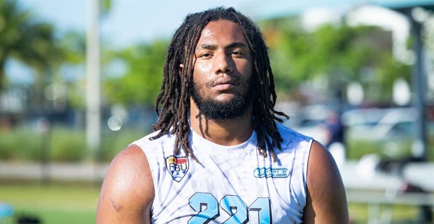 Alabama beats out Michigan, Tennessee, others for three-star ...