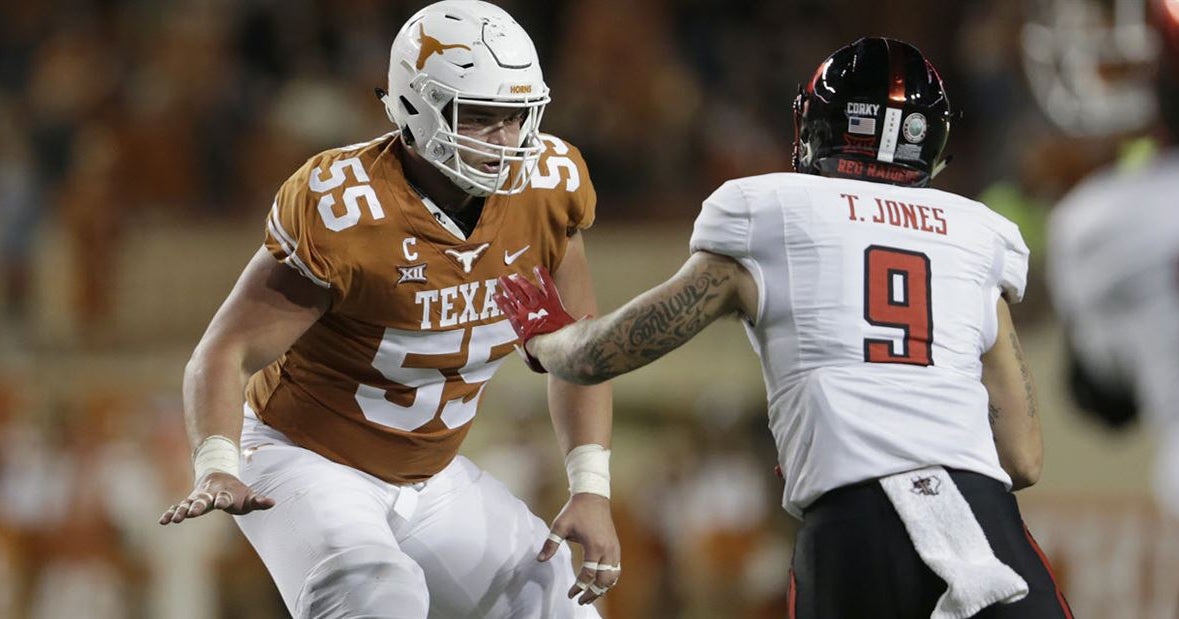 Connor Williams shows off knee recovery on the basketball court
