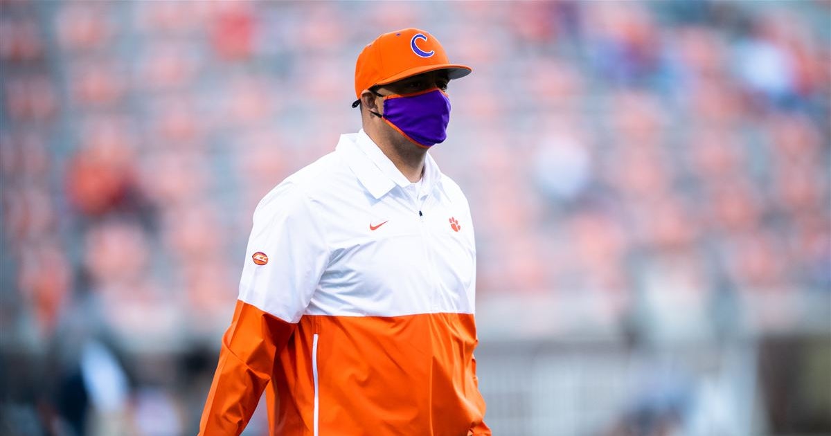 Clemson offensive coordinator Tony Elliott previews Miami