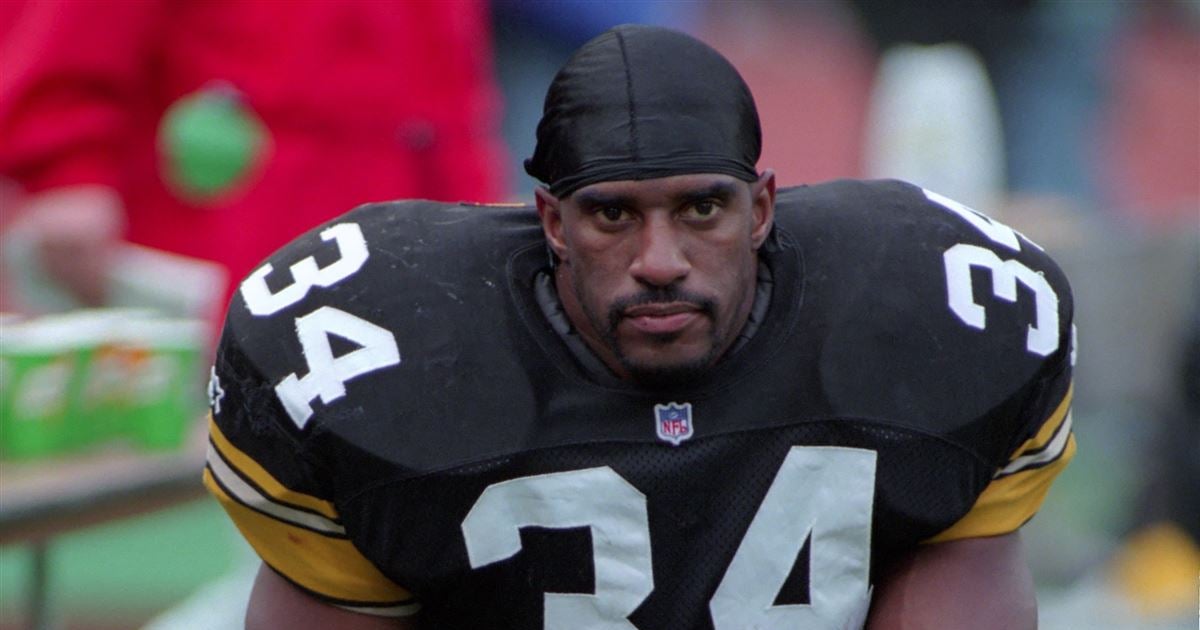 Former NFL fullback Tim Lester dies at 52