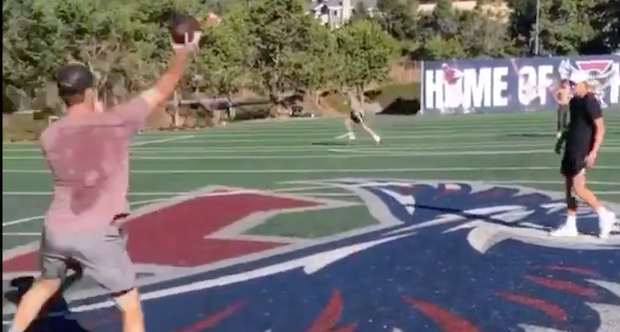 Watch: Sam Darnold completes ridiculous throw while practicing