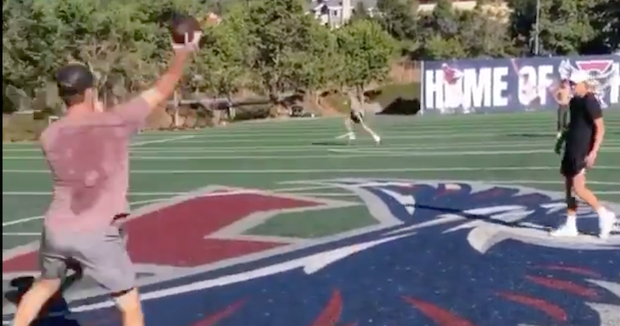 Watch: Sam Darnold completes ridiculous throw while practicing