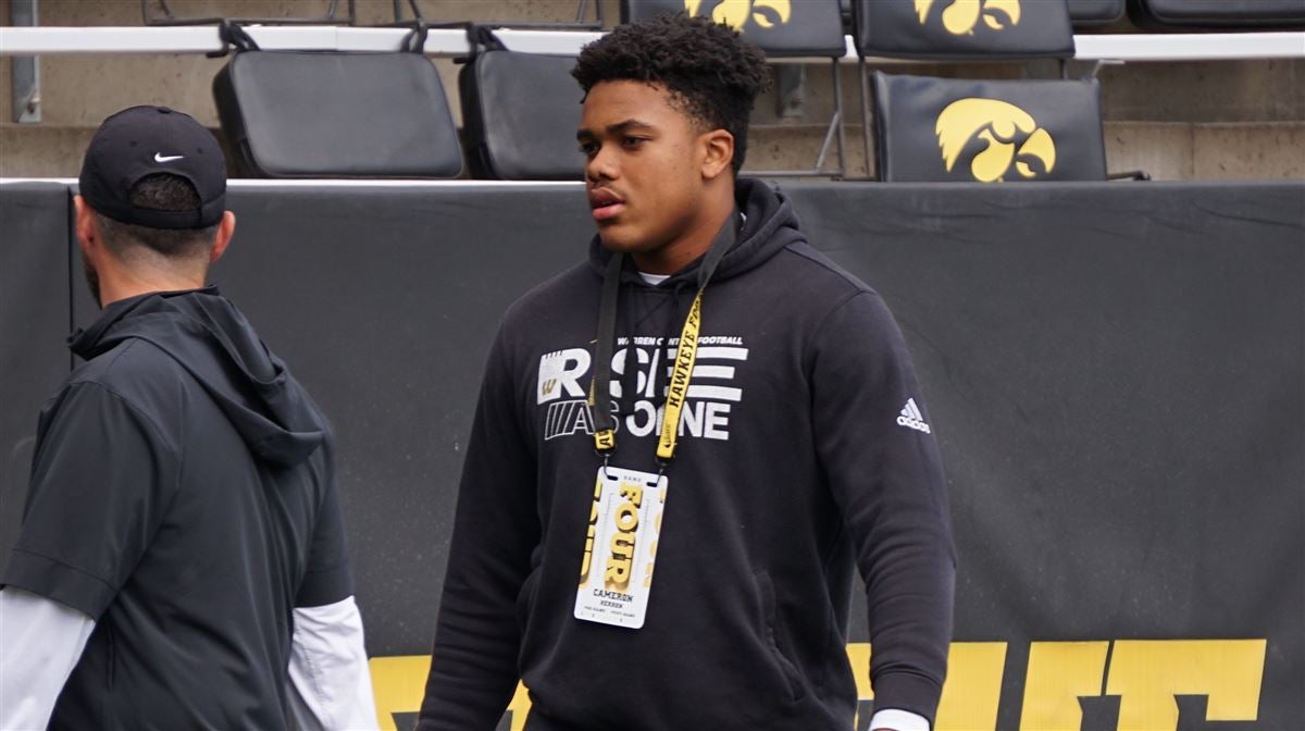 Top offensive line target Cameron Herron locks in Iowa official visit
