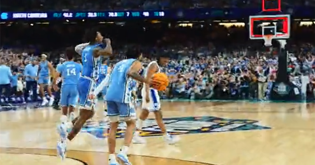 Final Four 2022: UNC players celebrate at buzzer following win over ...