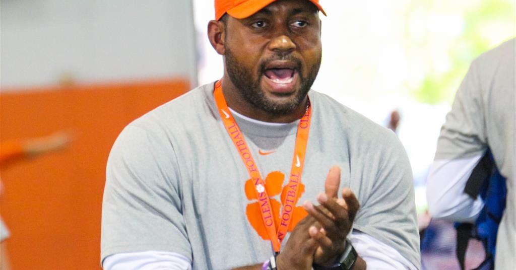 Musings: New Clemson Crystal Ball selection