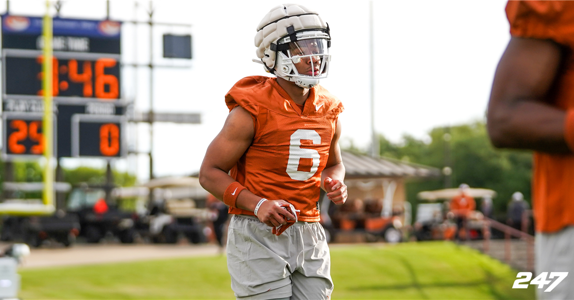 Texas Longhorns RB Christian Clark to miss 2024 season with torn Achilles