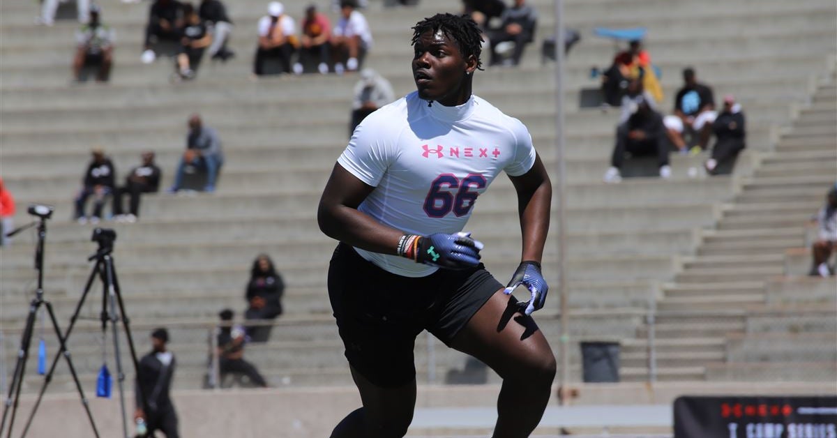 Cali TE Davon Mitchell checks in as No. 1 player in state in updated ...