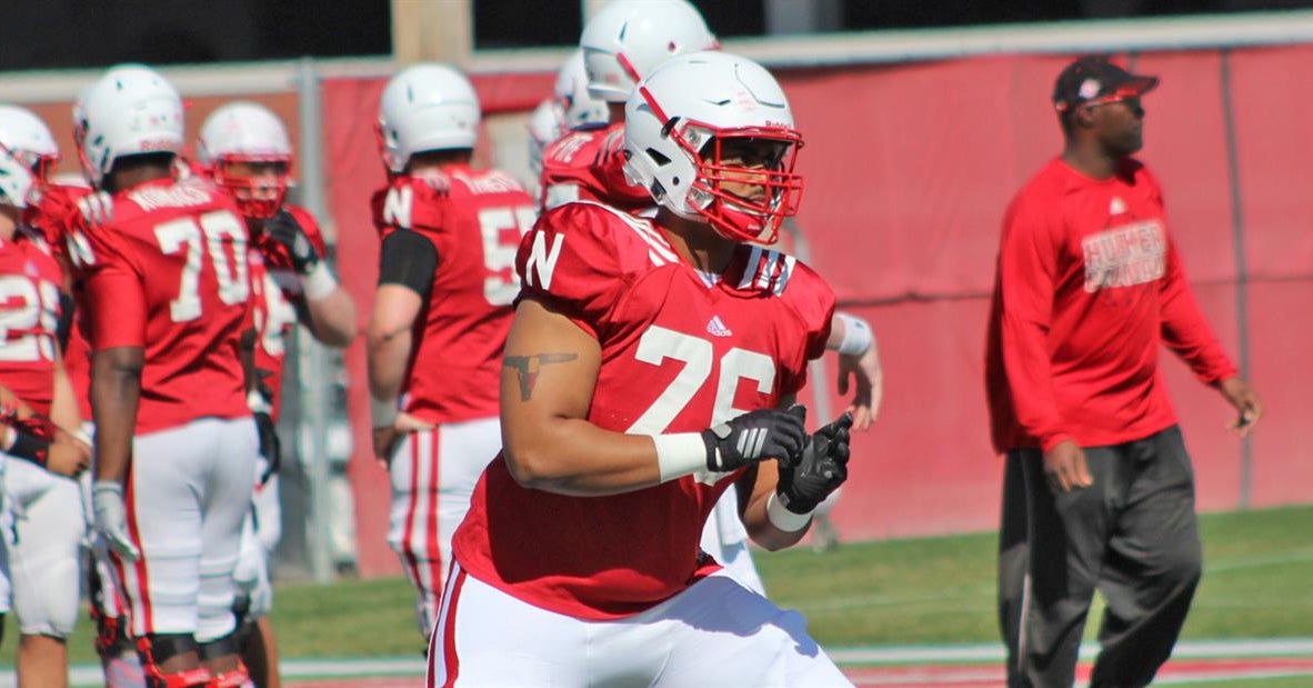 Senior lineman moving on