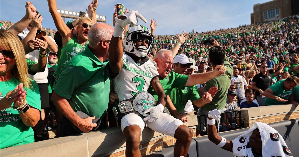 Marshall football coach Charles Huff celebrates upset win at Notre Dame ...