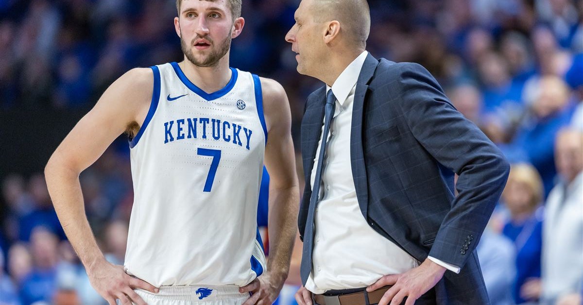 Andrew Carr sends message to players in college basketball transfer ...